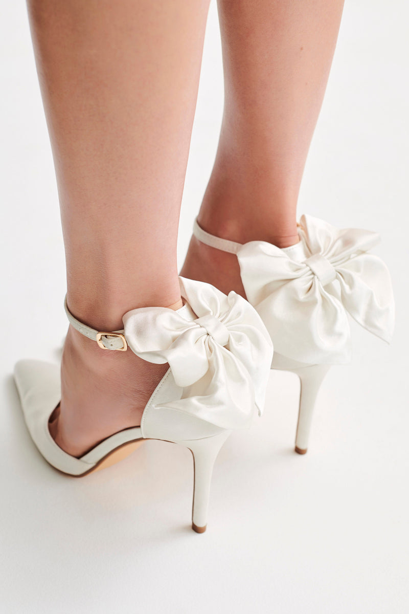 Charmed Satin Bow Heel - White - MESHKI