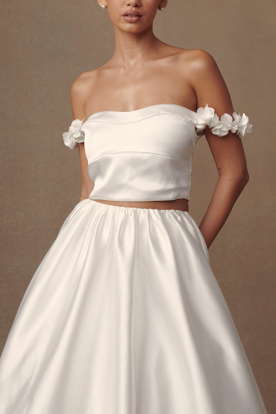 Karrie Cropped Satin Rose Bodice - White - MESHKI