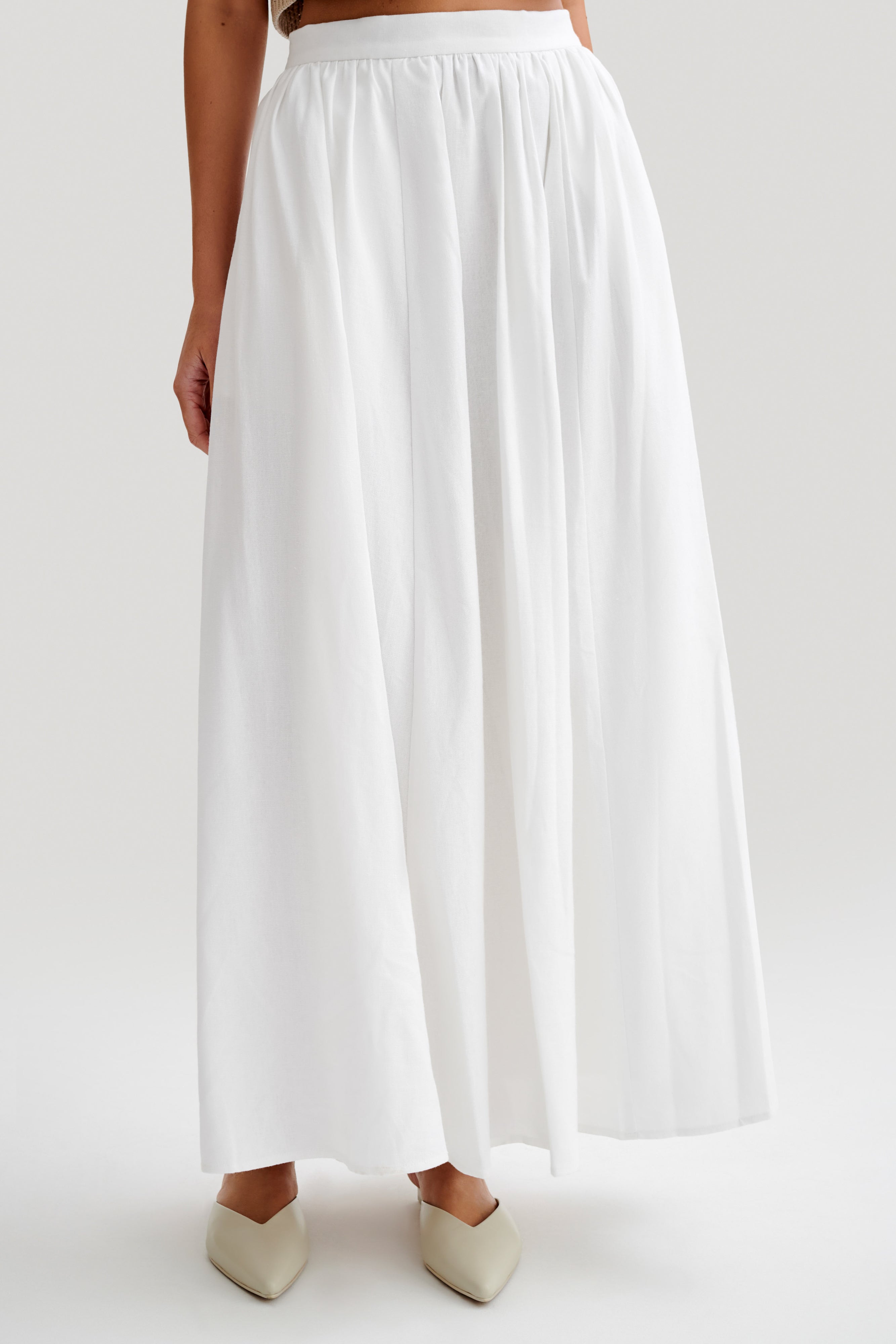 Clarence Linen A-Line Maxi Skirt - White - MESHKI