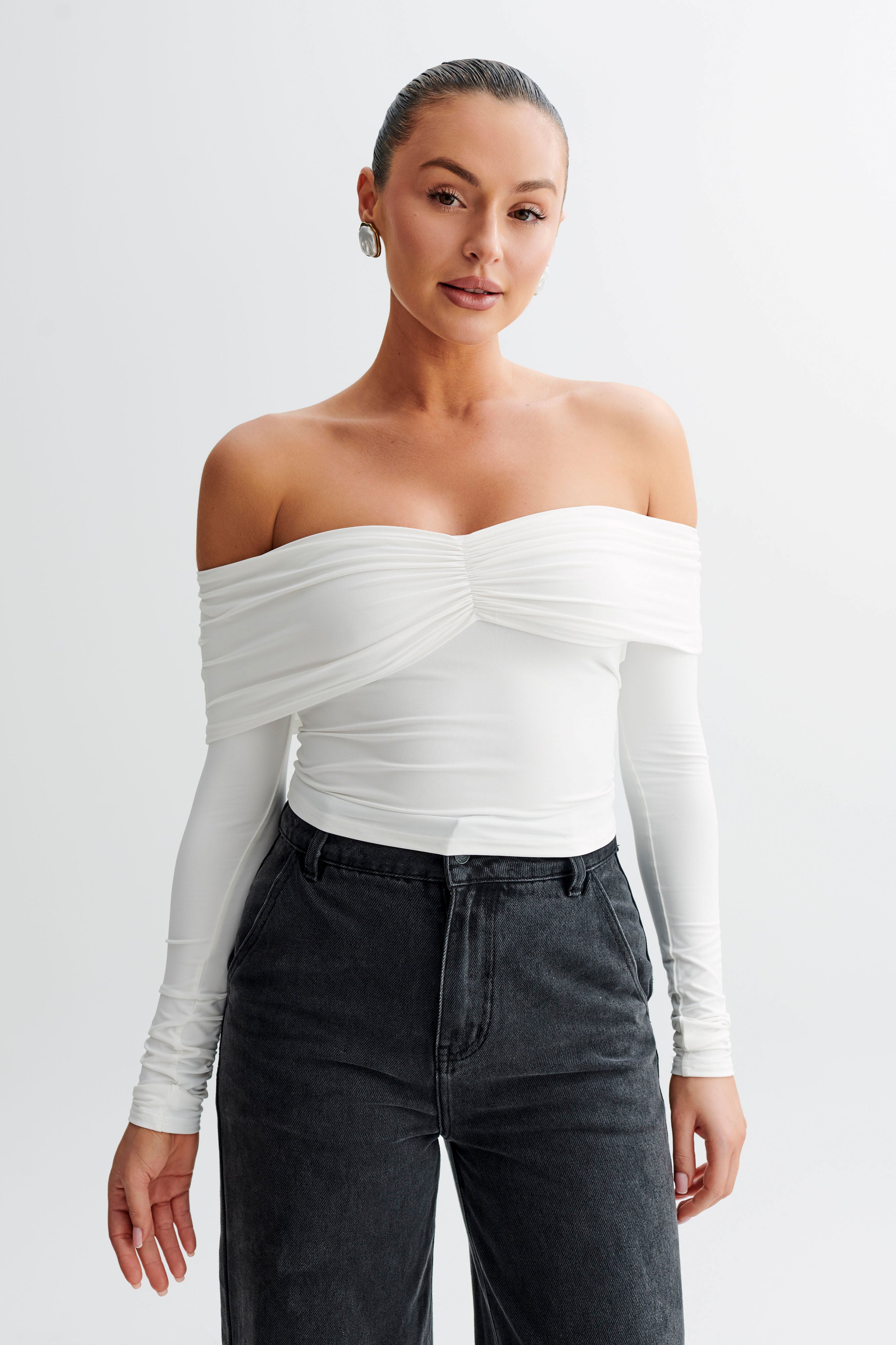 Prue Ruched Off Shoulder Long Sleeve Top - White & MESHKI