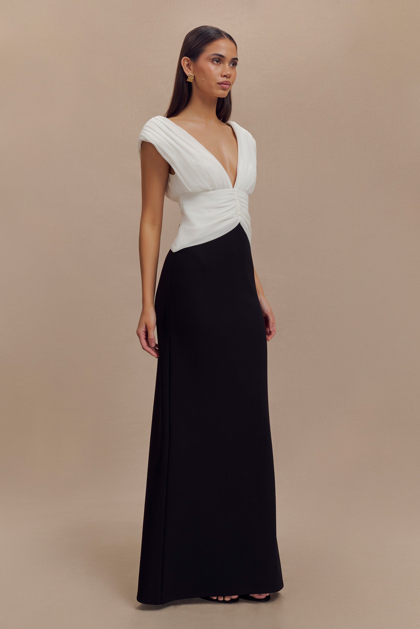 Monique Contrast Maxi Dress - Black & MESHKI