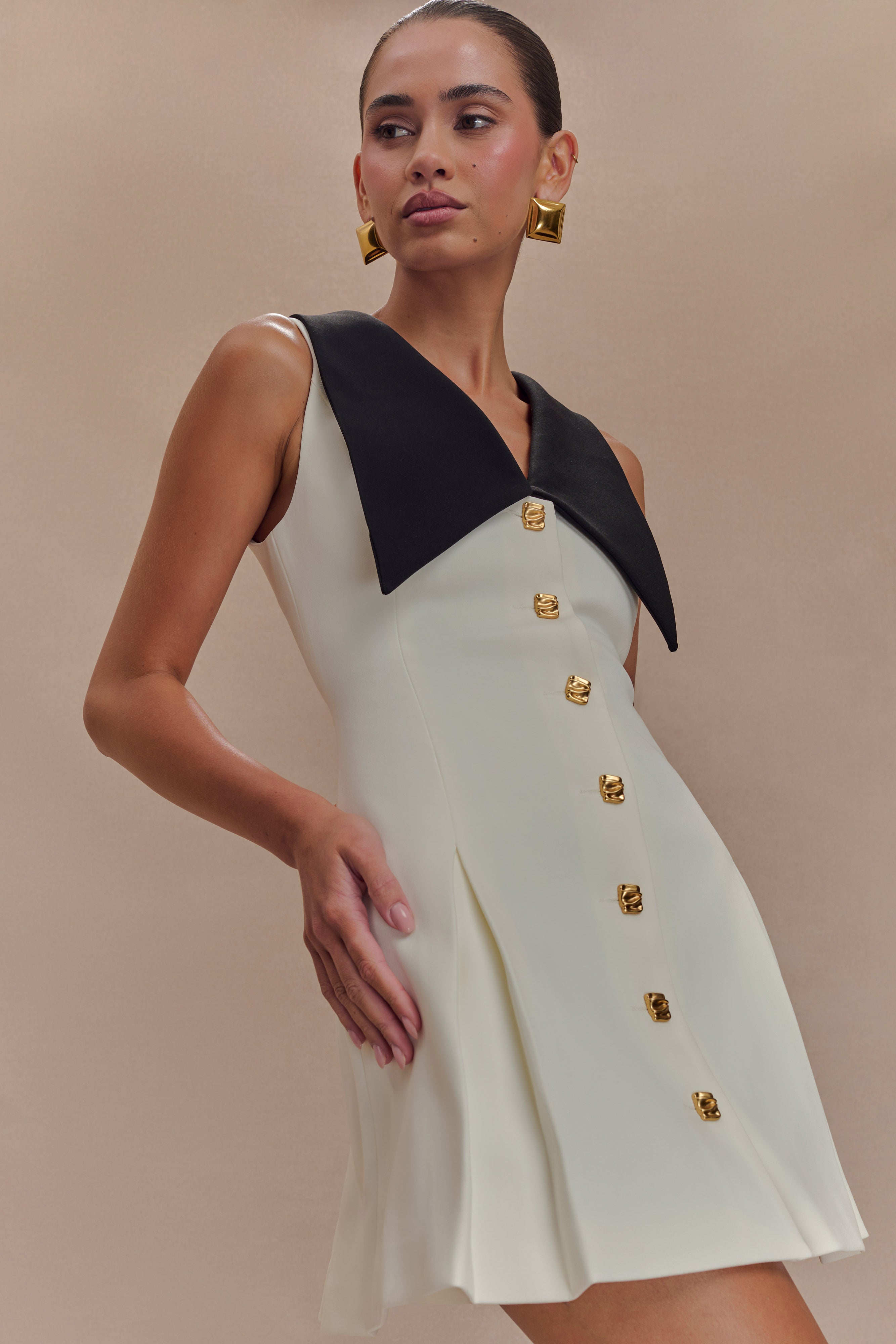 Oli Sleeveless Contrast Mini Dress - Ivory/Black & MESHKI