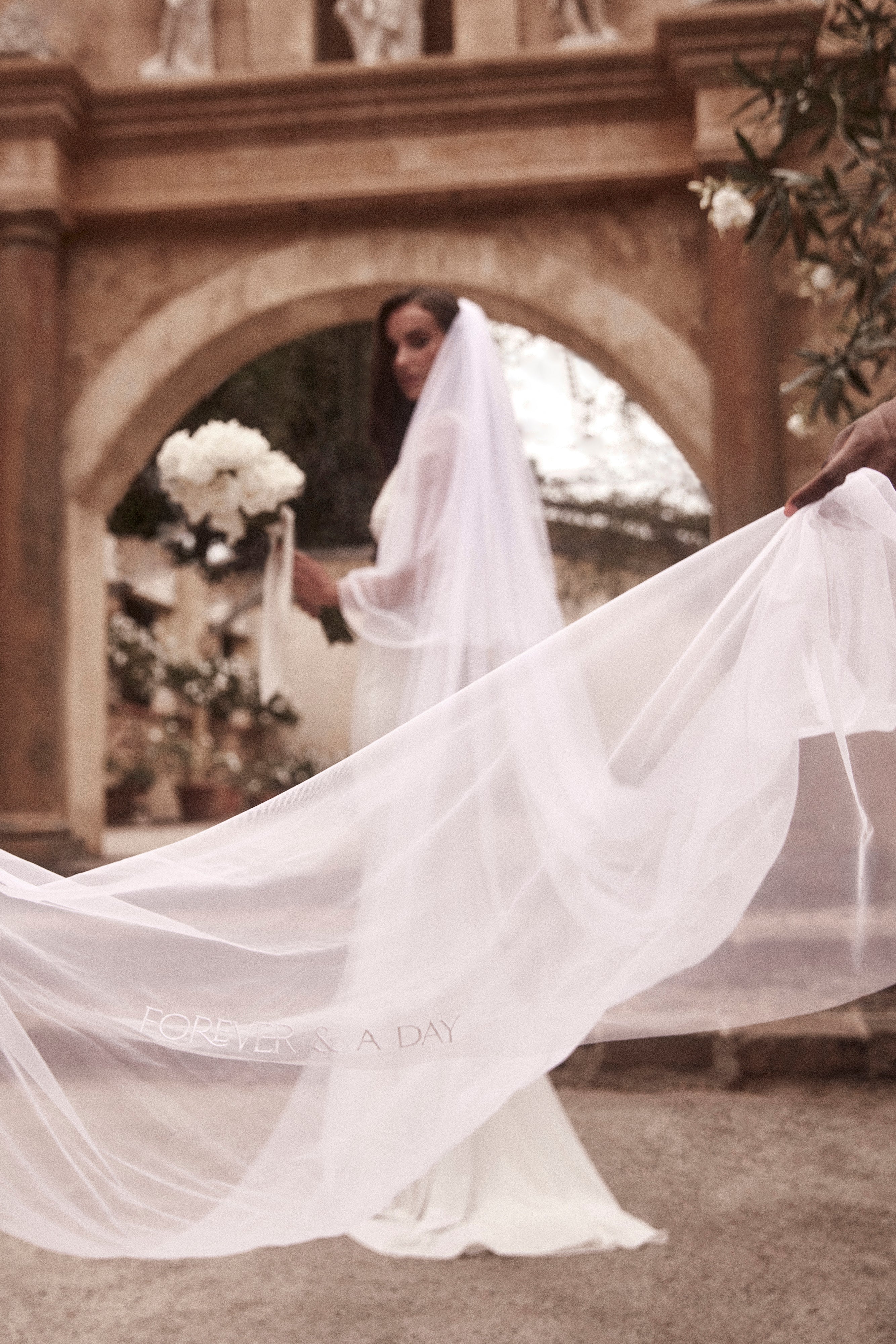 Eileen Mini Dress - White & MESHKI